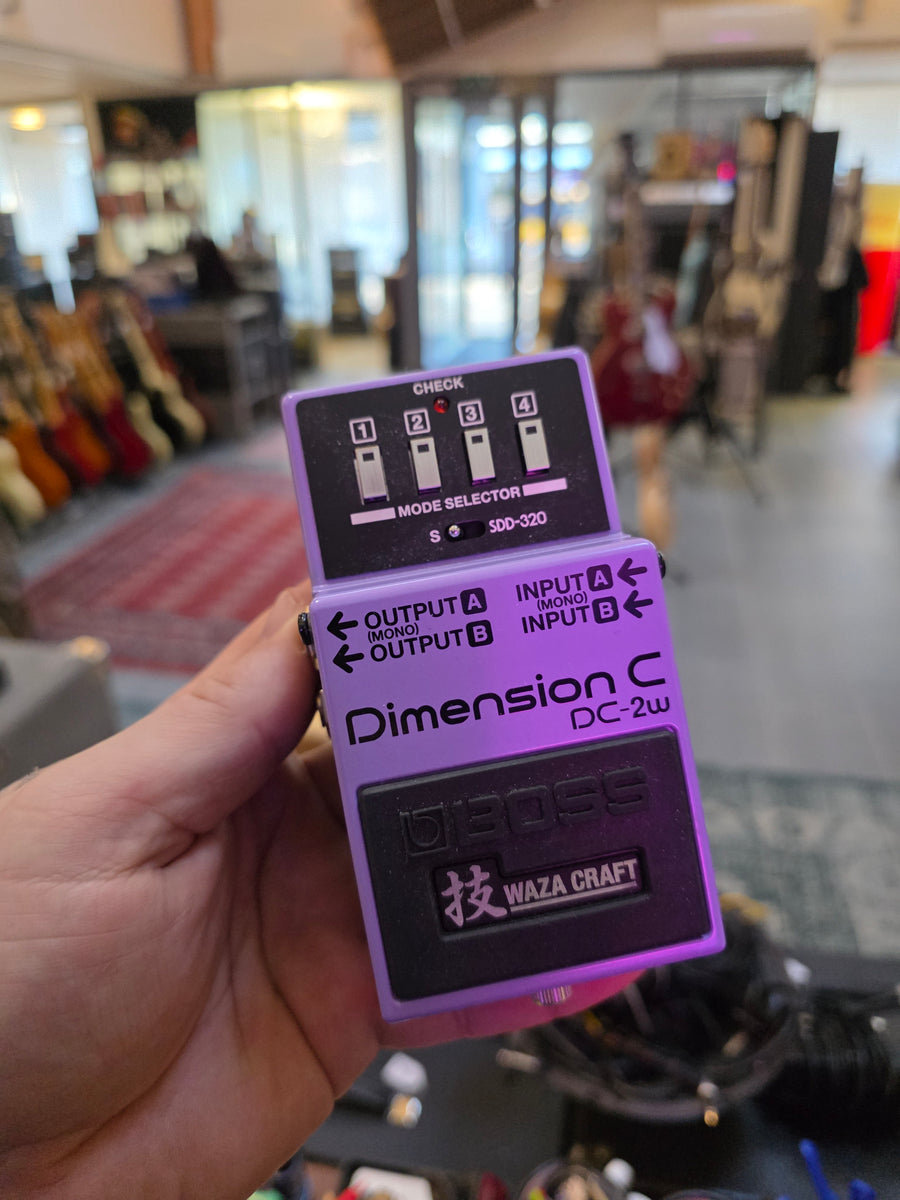 Boss Dimension C DC-2w – Tonefest Guitar Gallery