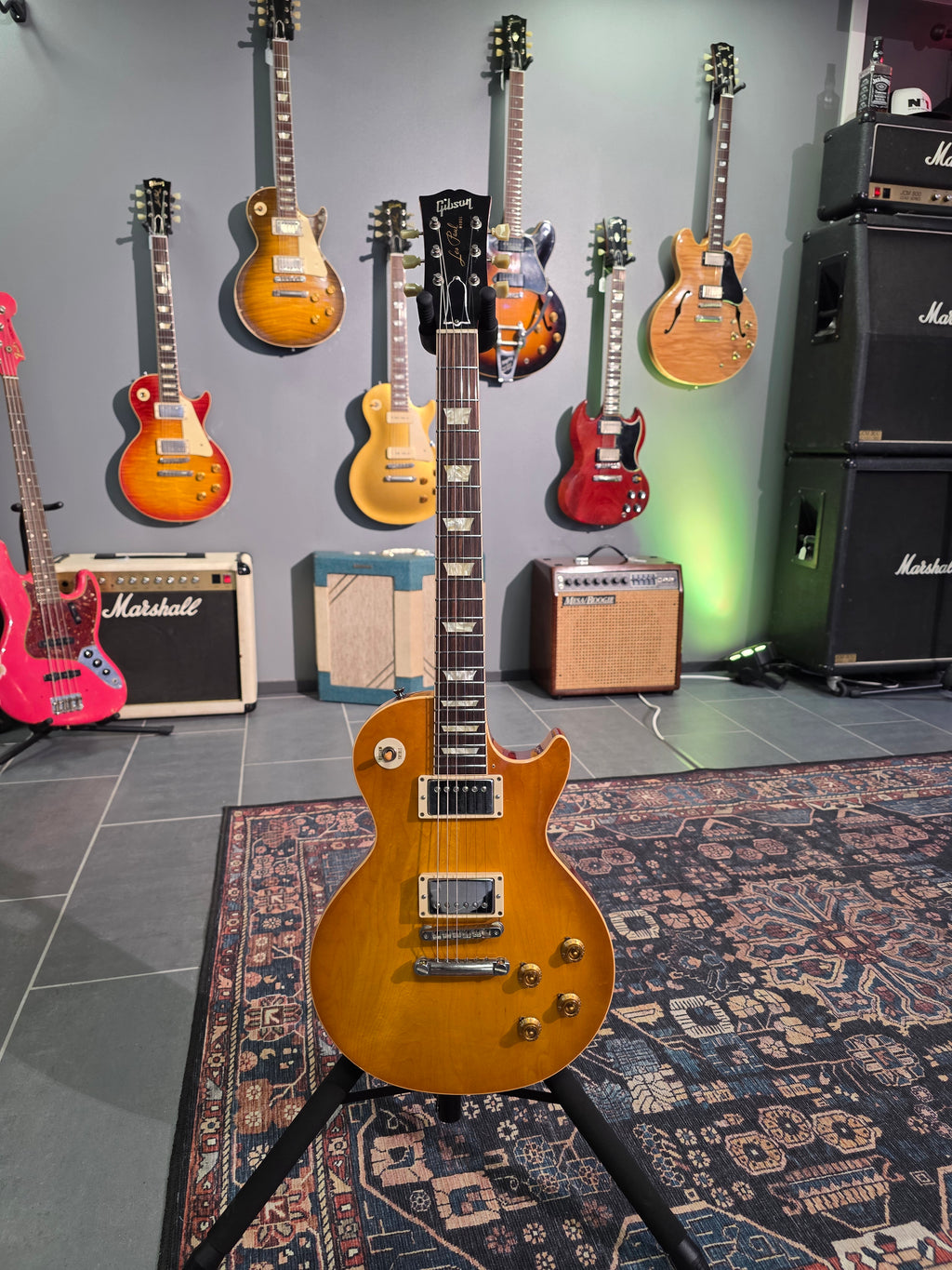 Gibson Custom Shop Les Paul 1958 Reissue VOS R8 Plain Top Butterscotch ...