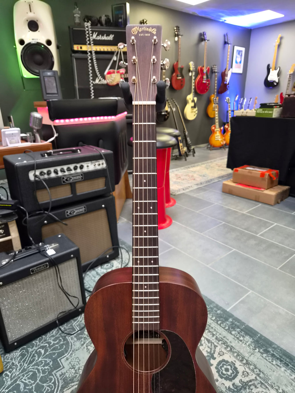Martin 0-10E Retro Jason Isbell – Tonefest Guitar Gallery