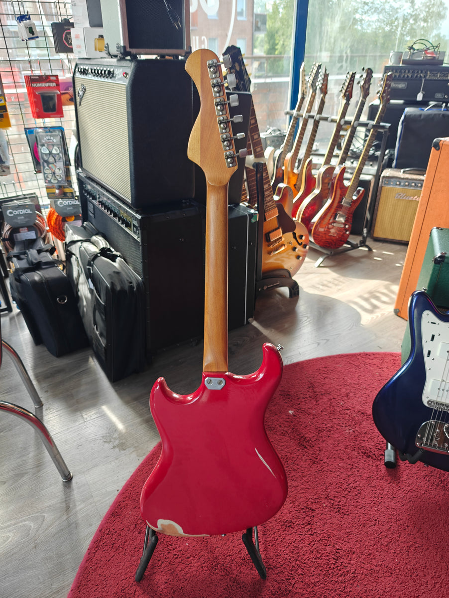 Musima Eterna de Luxe II 1970s Made in DDR – Tonefest Guitar Gallery