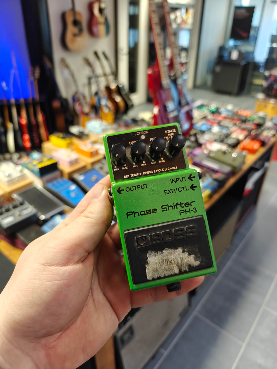 Boss Phase Shifter PH-3 Made in Taiwan – Tonefest Guitar Gallery