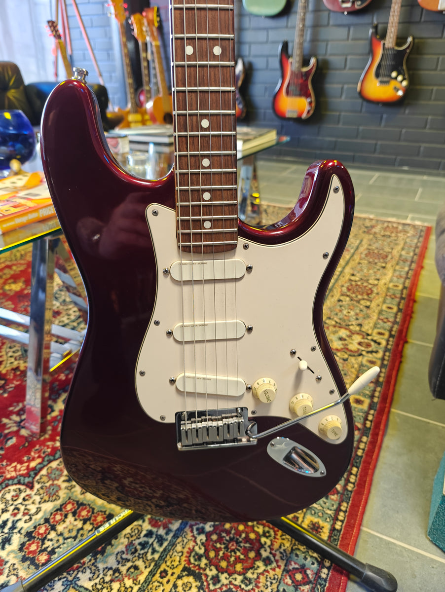 Fender Deluxe Strat Plus 1987 – Tonefest Guitar Gallery