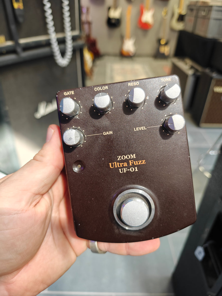 Zoom Ultra Fuzz UF-01 – Tonefest Guitar Gallery