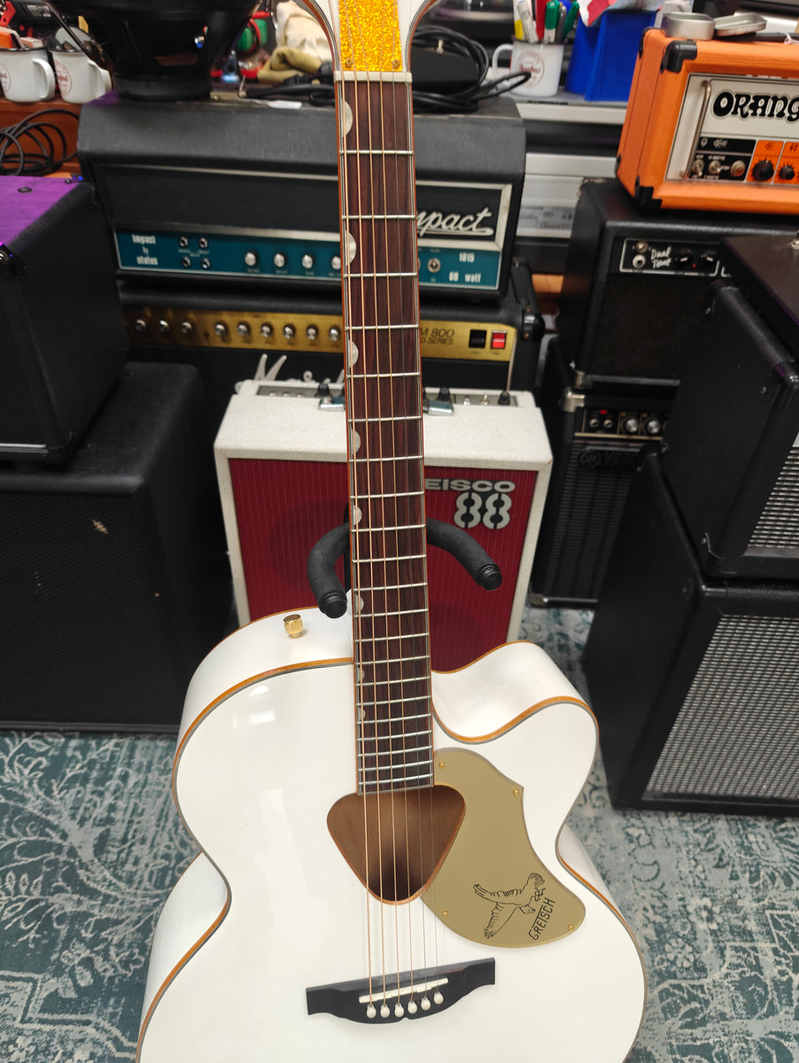 Gretsch G5022 CWFE – Tonefest Guitar Gallery