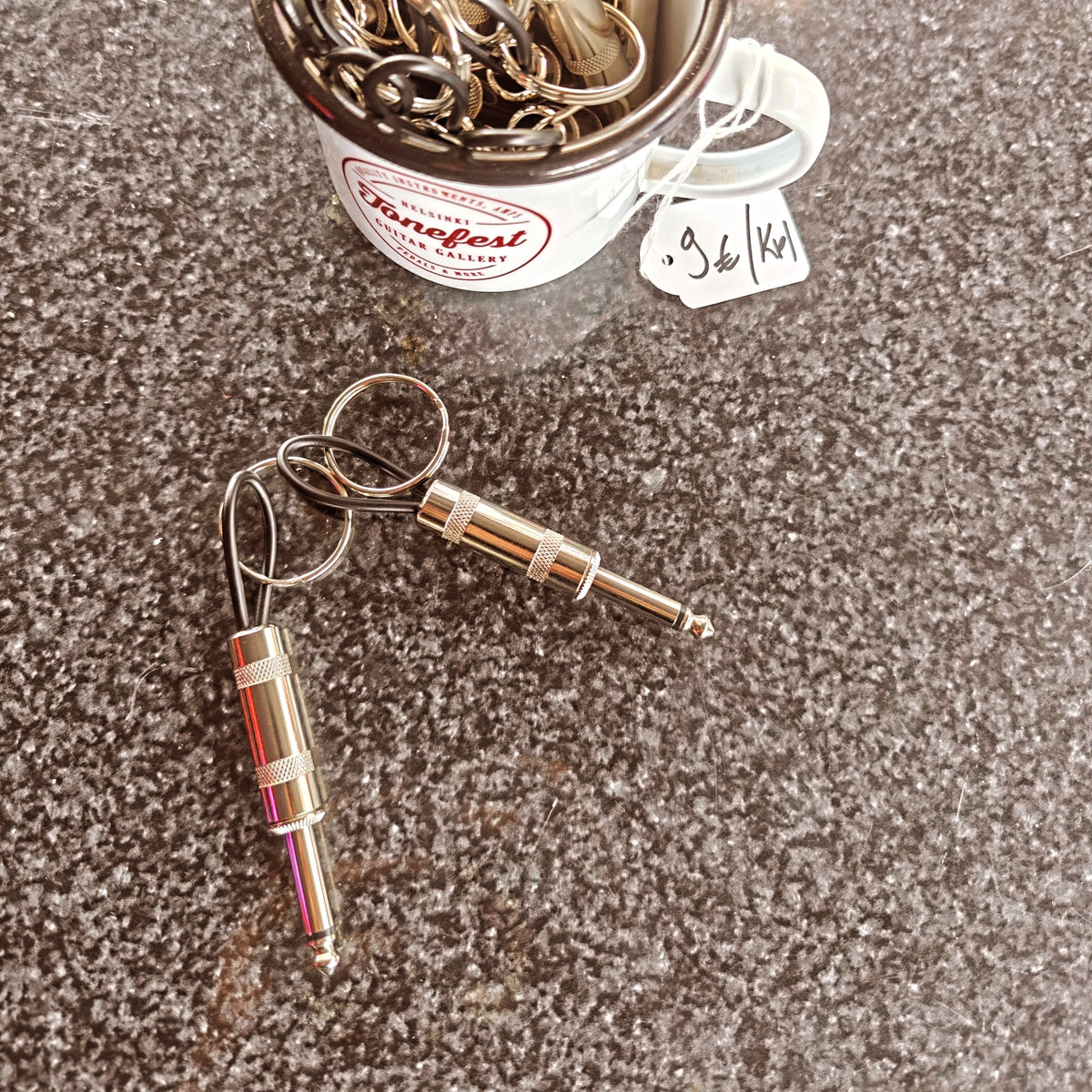 Plug & Key™ -keychain – Tonefest Guitar Gallery